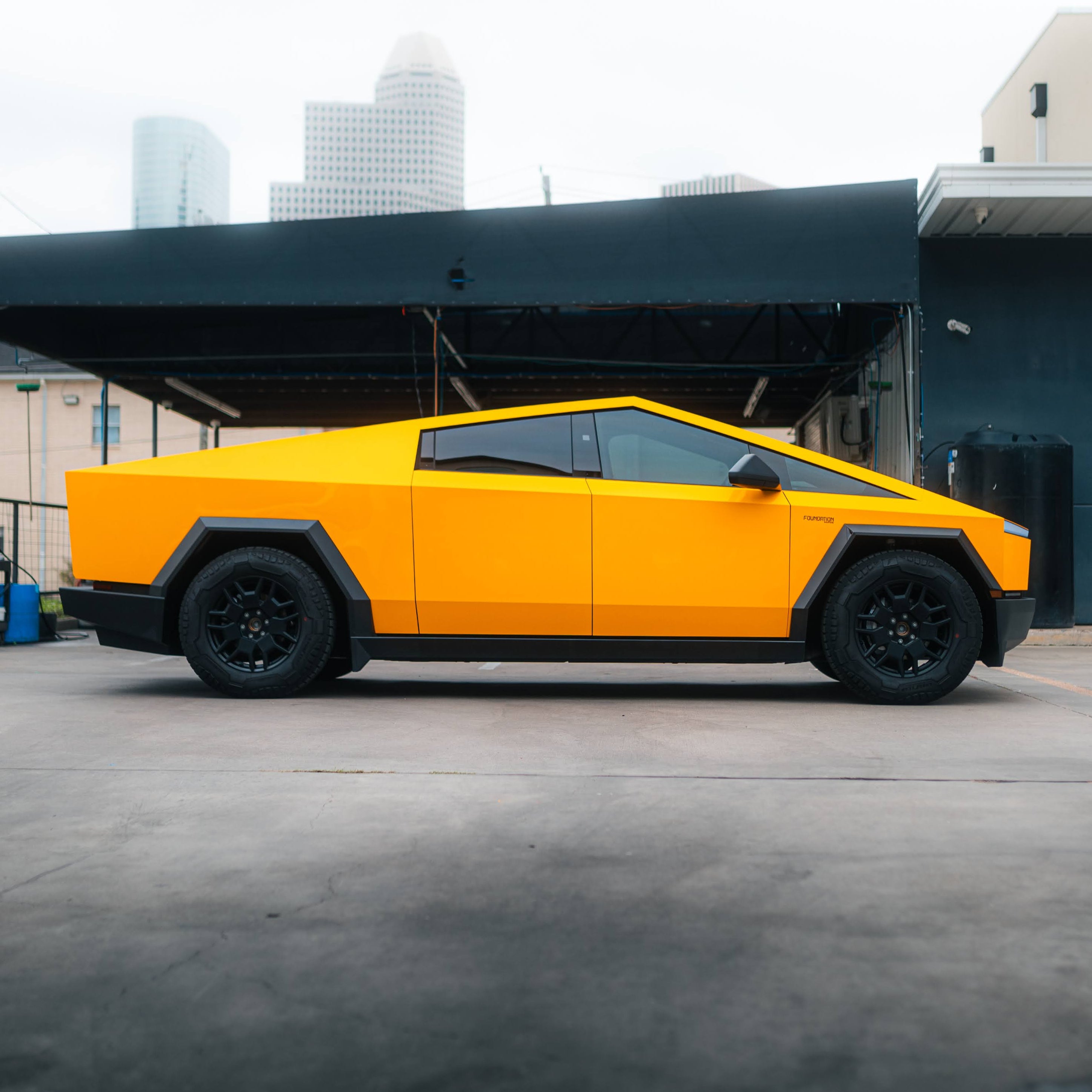 XP TUSCAN YELLOW